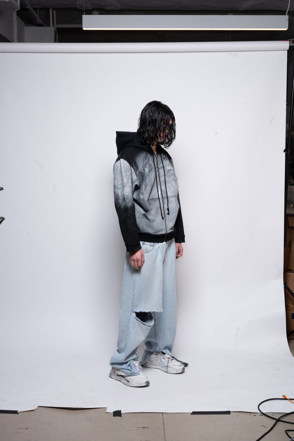 HURRICANE HOODIE IN BLACK – DemmoCorp